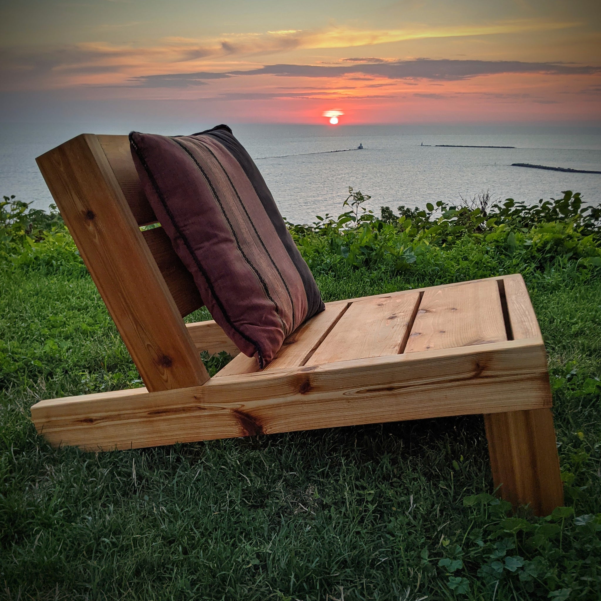 Goderich Sunset Beach Chair and Table Set – PaulTheMaker